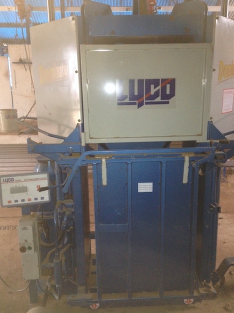 Lyco Dominator Wool Press | Farm Tender