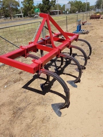 7 Tyne Chisel Plough | Farm Tender