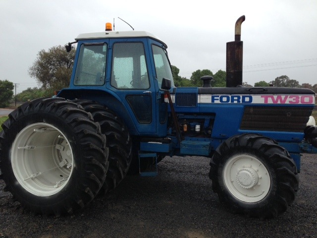 Ford TW30 Tractor, FWA 1982 | Farm Tender