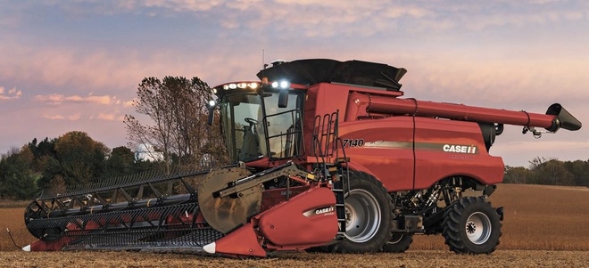 Case IH - Celebrating 40 years or the Rotor | Farm Tender