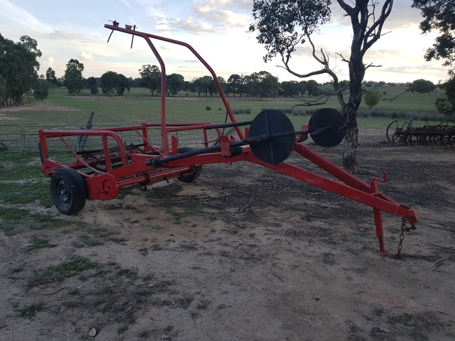 Stevens Round Bale Feedout Cart | Farm Tender