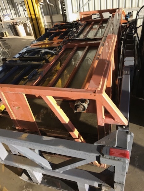 Bin Tipper PB 7 Chep Bins | Farm Tender