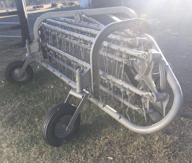 Massey Ferguson Roller Rake | Farm Tender