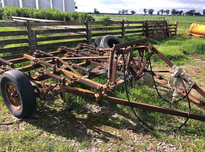 19 Tyne Scarifier | Farm Tender